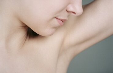 Cattivo odore corporeo, come eliminarlo? - Vivere più sani