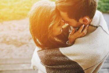 10 cose che una coppia felice fa insieme - Vivere più sani
